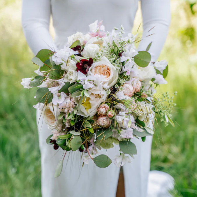 Bridal flower arrangements store