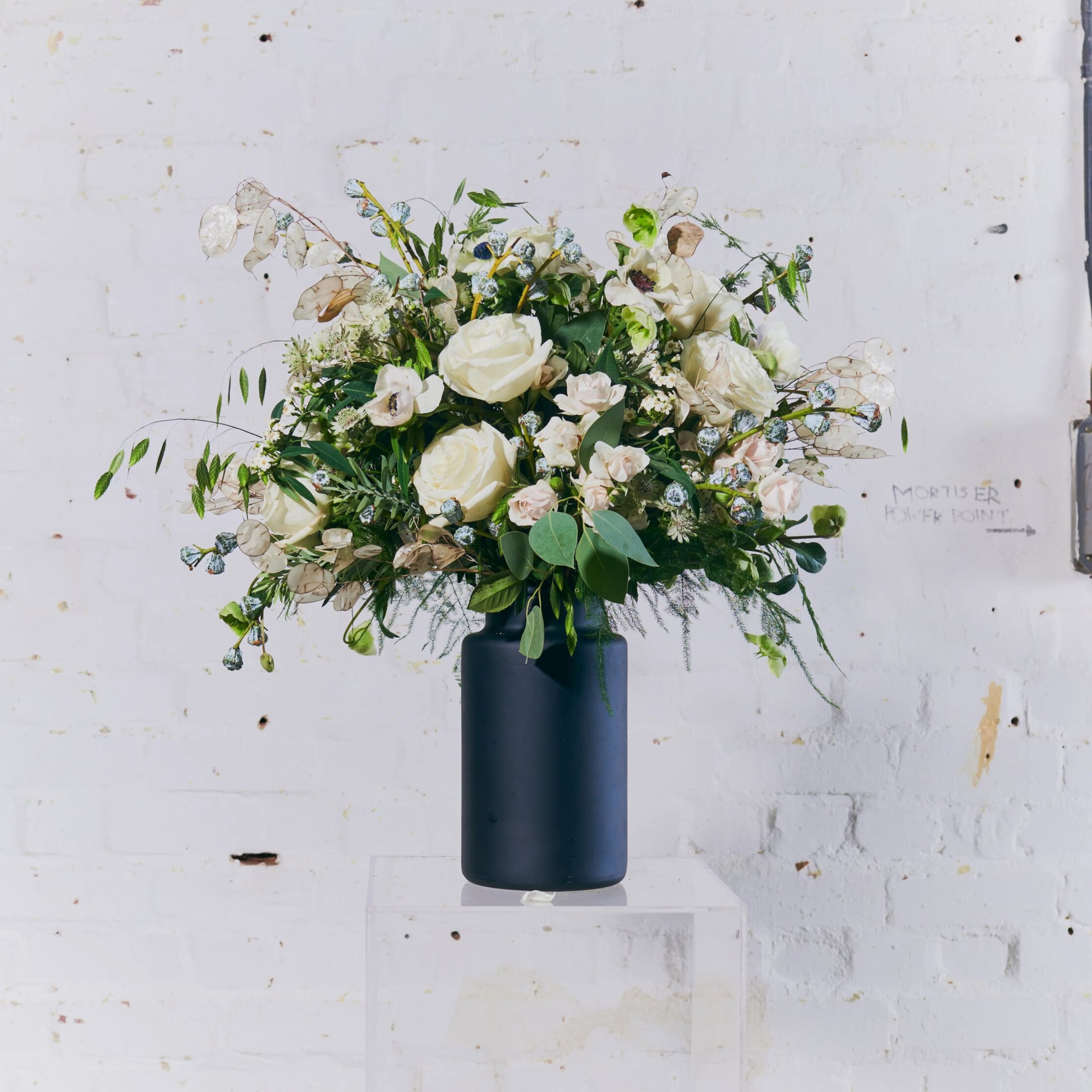 Signature Bouquets | Flower Delivery | Luxury Flowers